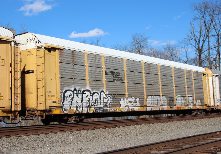 TTGX 940754-NS Rack class FB549 (ML2M) | Conrail Photo Archive